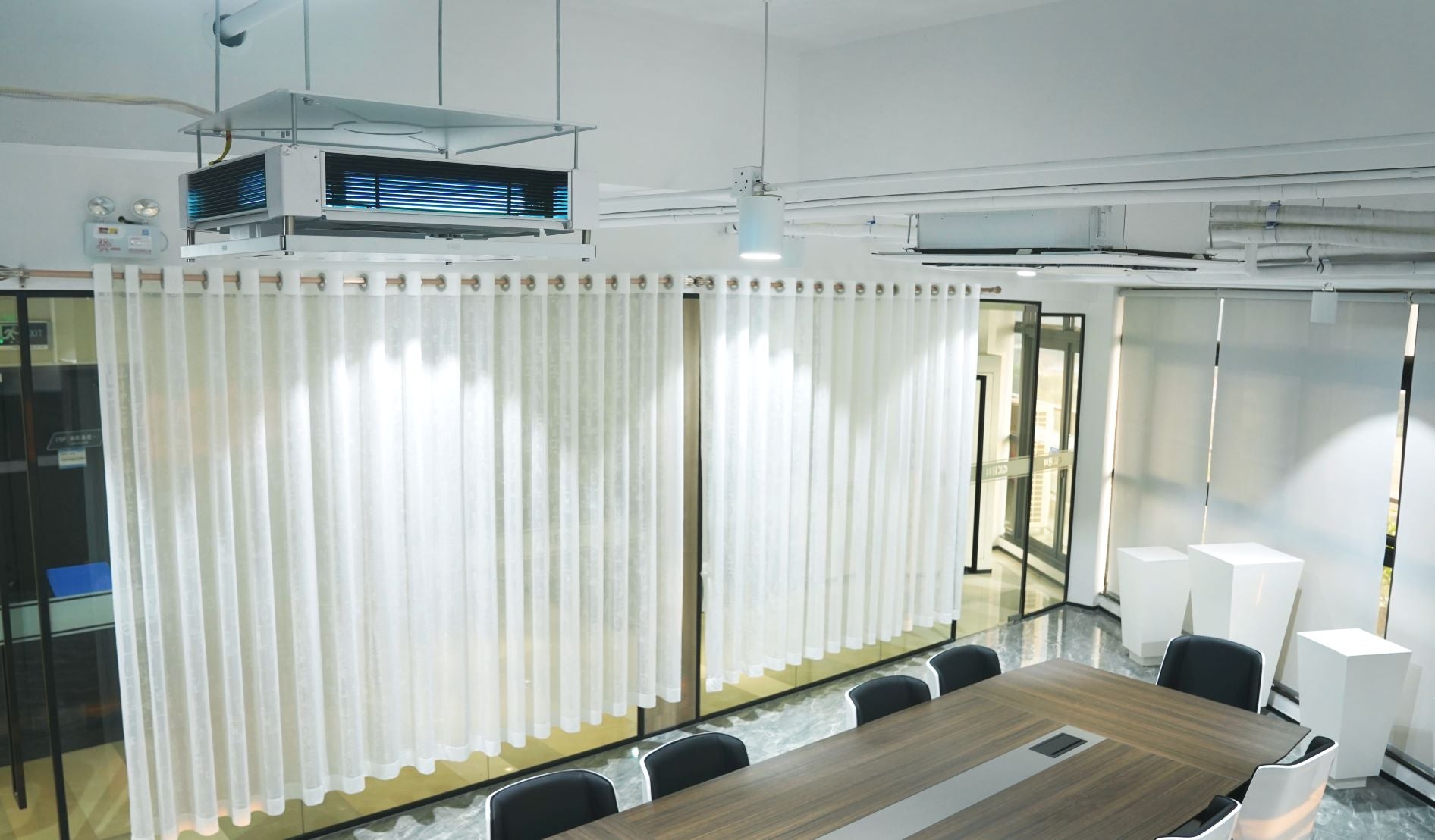 IRIS Omnidirectional Upper Room UV-C Fixture | UV Can Sanitize